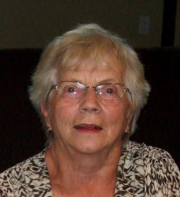 Joyce MacKay Obituary - Brandon, MB | Memories Chapel